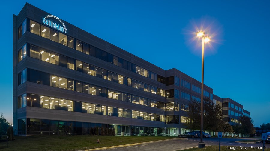 Neyer Properties sells Three Woodfield Crossing for $49 million ...