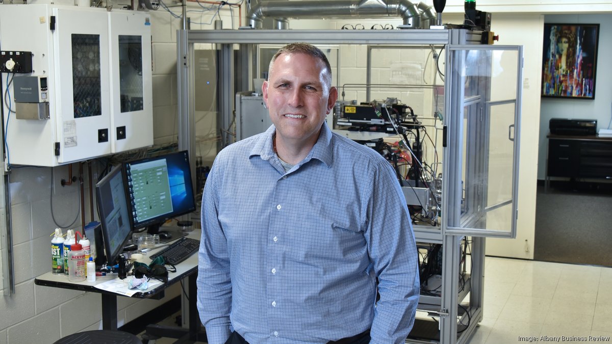 Saratoga's Free Form Fibers lands grants with Department of Defense ...