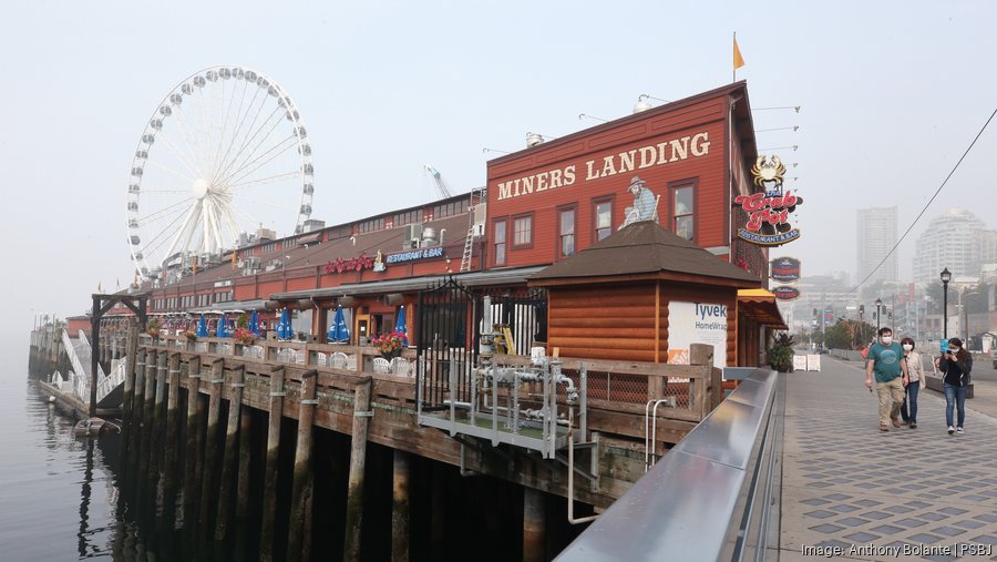 Seattle shuts down Great Wheel pier after partial collapse of ...