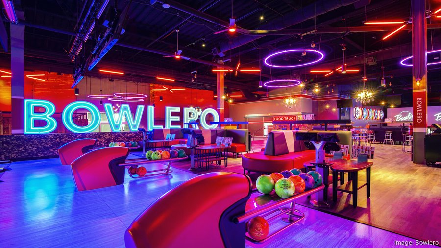 Bowlero signs lease to open near Town Center at Boca Raton - South ...