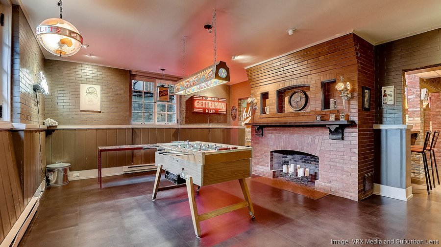Milwaukee philanthropist Andy Nunemaker puts his home, the Vogel ...