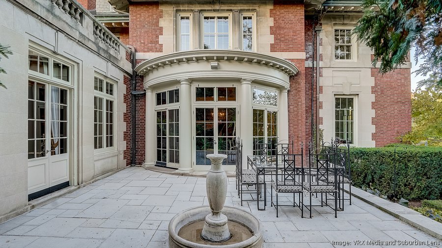 Milwaukee philanthropist Andy Nunemaker puts his home, the Vogel ...