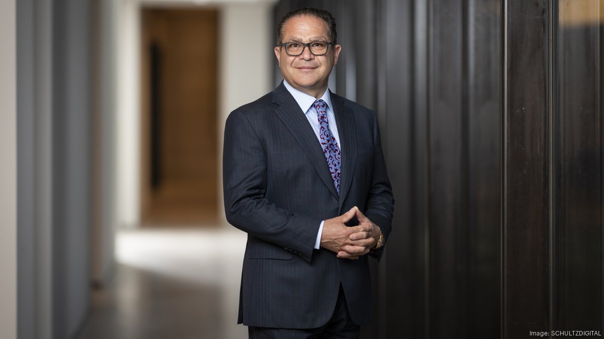 Aazami leads exodus of agents at Sotheby's - Phoenix Business Journal