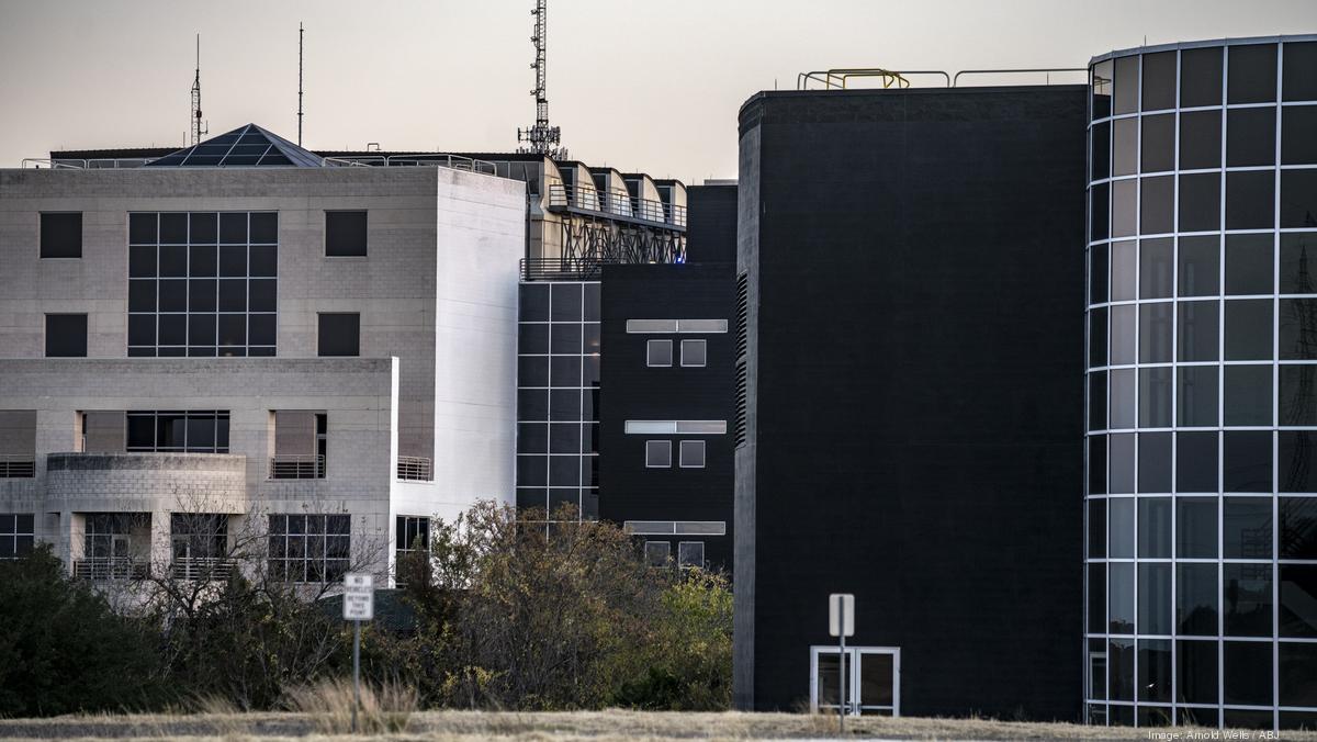 World Class gets foreclosure reprieve at old 3M campus in Austin ...