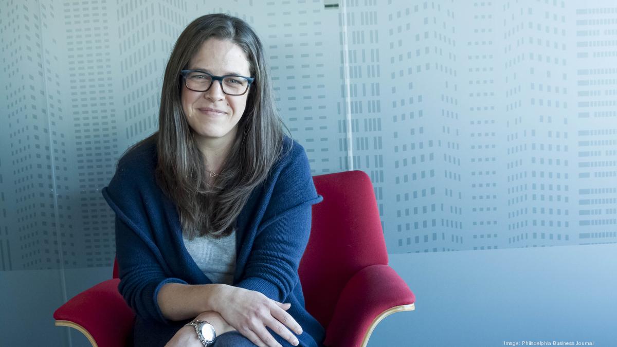 Women of Distinction 2020 Rising Stars: Lauren Gilchrist, JLL ...