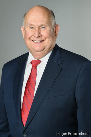 Oviedo apartments sold to firm of Atlanta billionaire, Rollins CEO ...