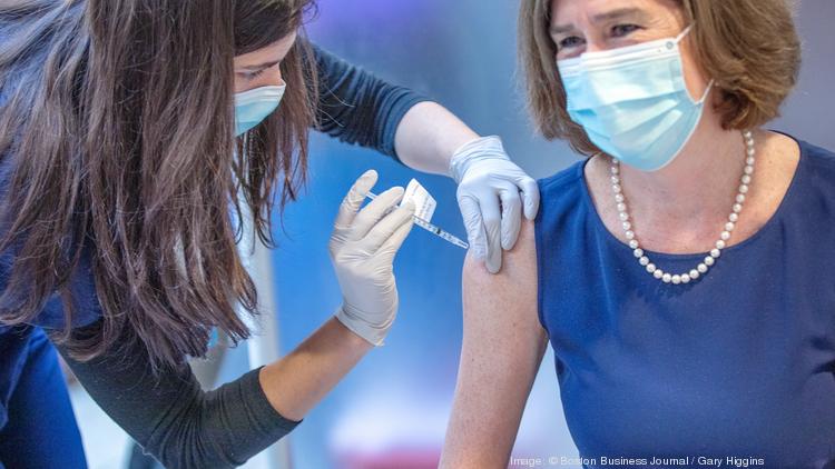 CDC's new mask guidance adds wrinkles to employers' Covid-19 vaccine ...