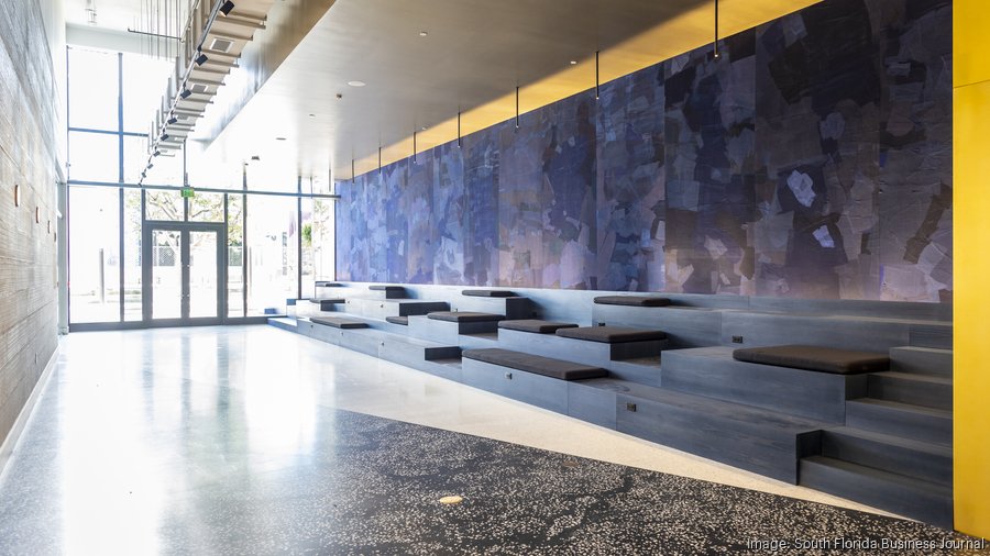 Billionaire Ken Griffin, Goldman Properties buy 545 Wyn office building ...