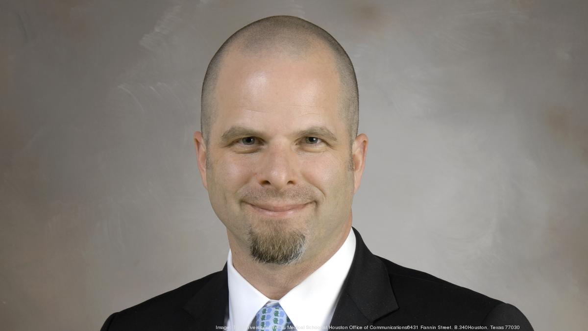 Memorial Hermann Chief Physician Executive Talks Mass Vaccination