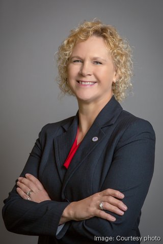 Mentoring Monday: Nicole Fielder, vice president, market leader and ...