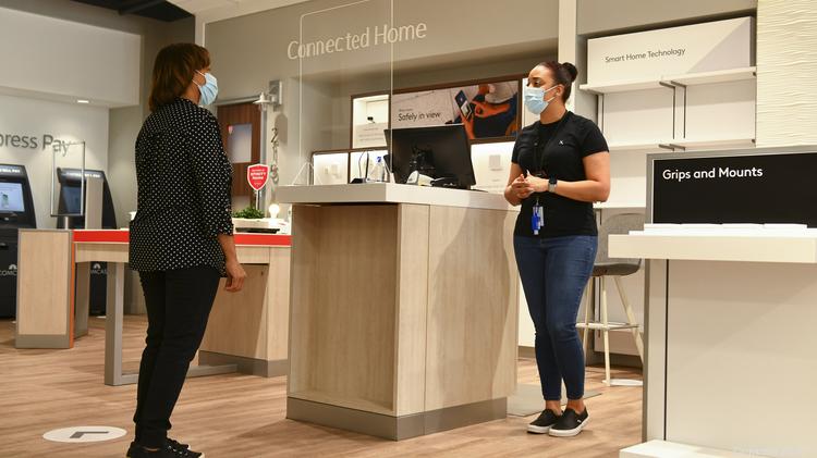 Comcast opens Xfinity retail store at Cottonwood West shopping center ...