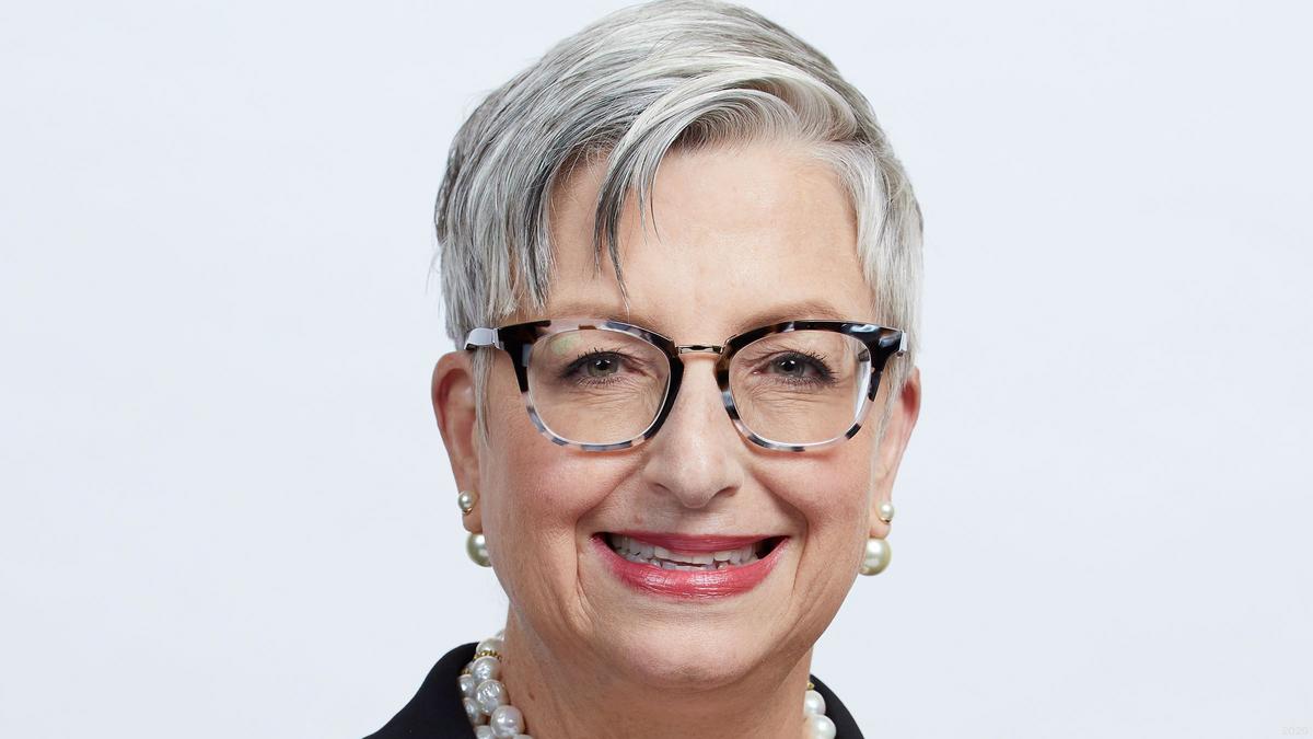 How CEO Carol Tomé nudged UPS outside the box - Bizwomen