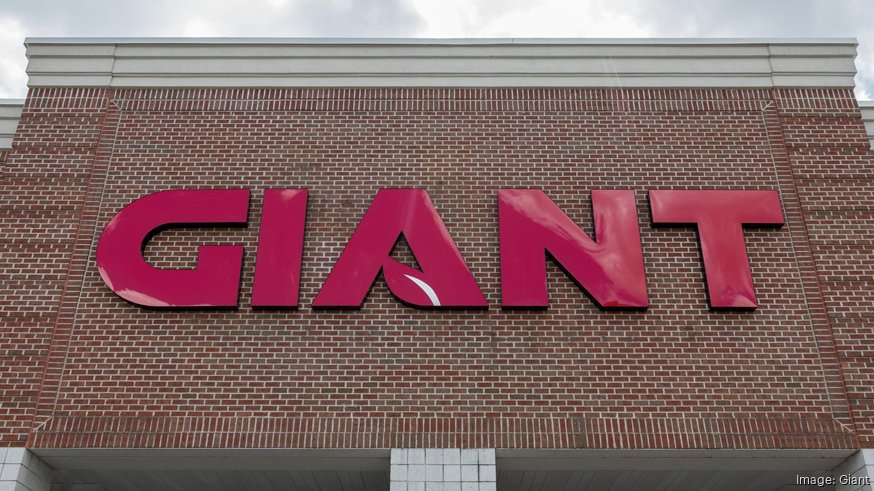 Giant grocery store at Andorra Shopping Center sets opening date ...