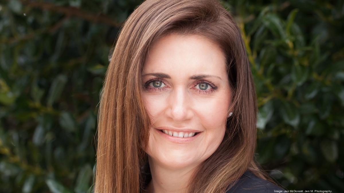 Lisa Tesar's Instagram, Twitter & Facebook on IDCrawl