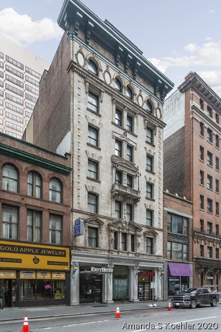 Downtown's historic Envy Hotel changes hands to local apartment ...