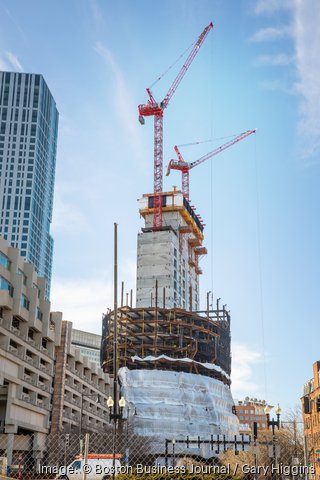 Bulfinch Crossing team celebrates State Street HQ topping off at One ...