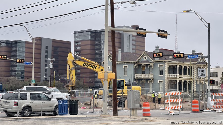 Lower Broadway corridor opens to two-way traffic - San Antonio Business ...