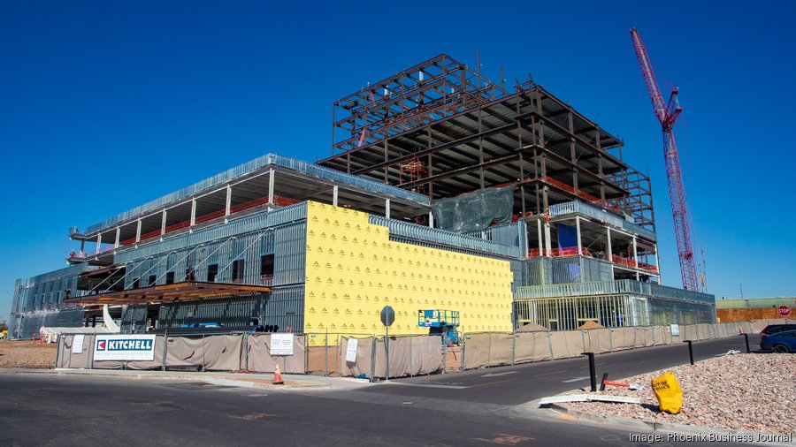 Valleywise Health marks milestone on new $596M Phoenix hospital ...