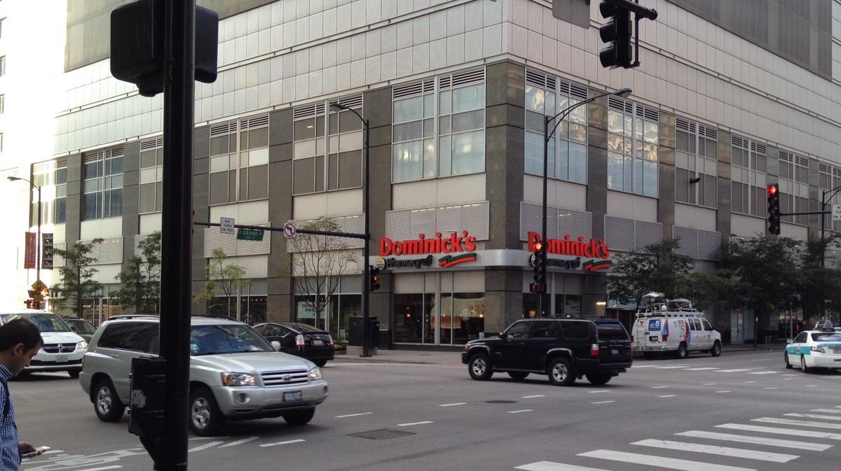 Joe Caputo & Sons to buy four Dominick's stores - Chicago Business Journal