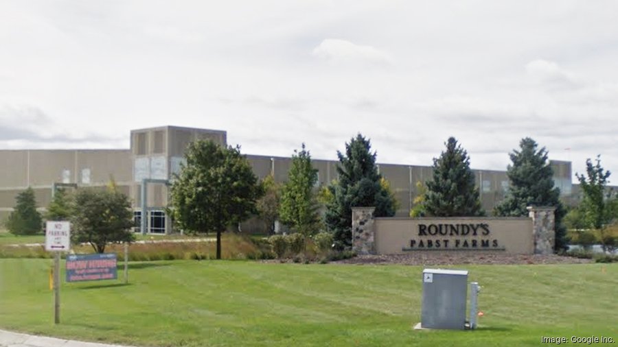 Two people dead in shooting at Roundy's distribution center in ...