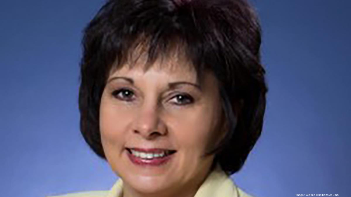 Cindy Stephens, Financial Center Manager, UMB Bank - Wichita Business ...