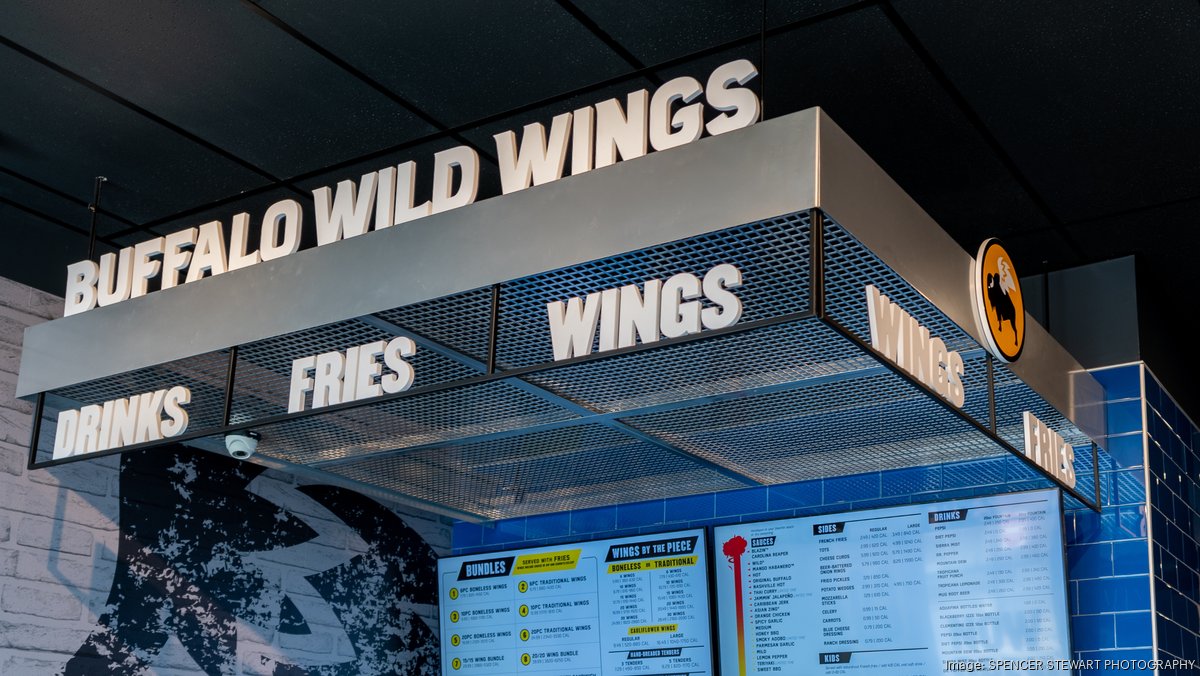 Buffalo Wild Wings Go planned in Wauwatosa, Dave's Hot Chicken expands ...