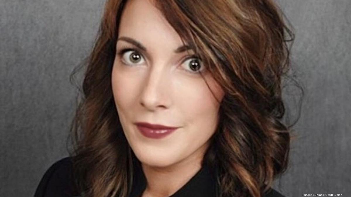 Sarah Hammond's Instagram, Twitter & Facebook on IDCrawl