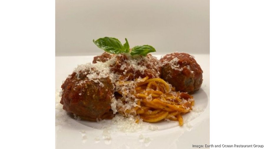 FB's Kitchen & Lounge opens in the former Rusconi Pizza space downtown ...