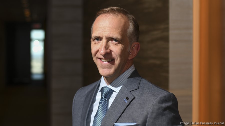 Dennis Wright tapped for key leadership position at Texas Regional Bank ...