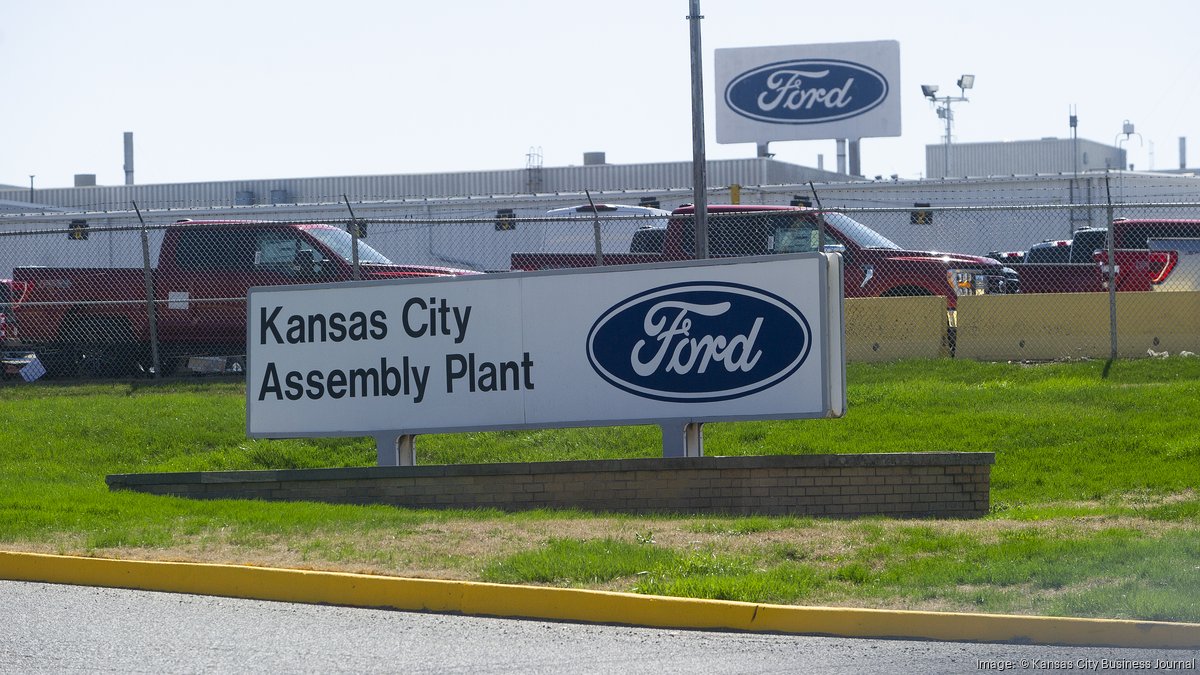 Ford cancels auto hauling contract with Kansas City-based Jack Cooper ...