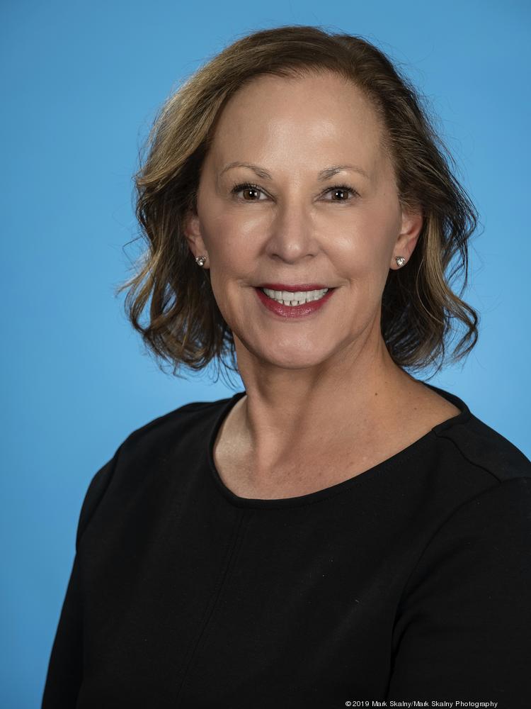 Deborah Pearson's Instagram, Twitter & Facebook on IDCrawl