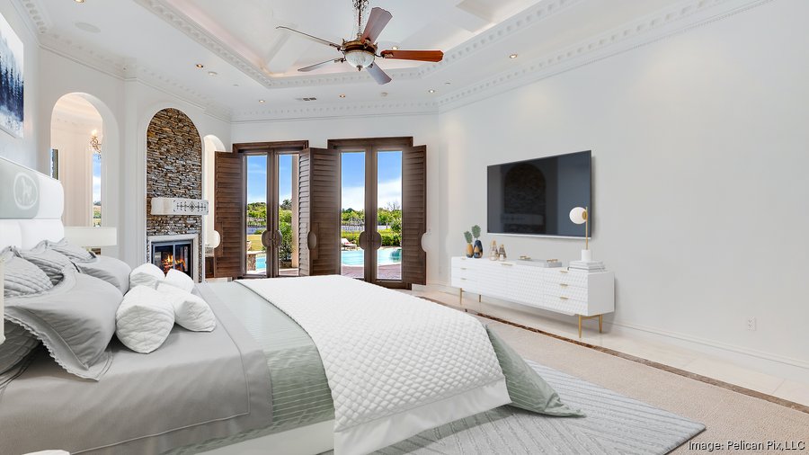 Donald Trump Jr., Kimberly Guilfoyle buy Jupiter home in Admiral's Cove ...