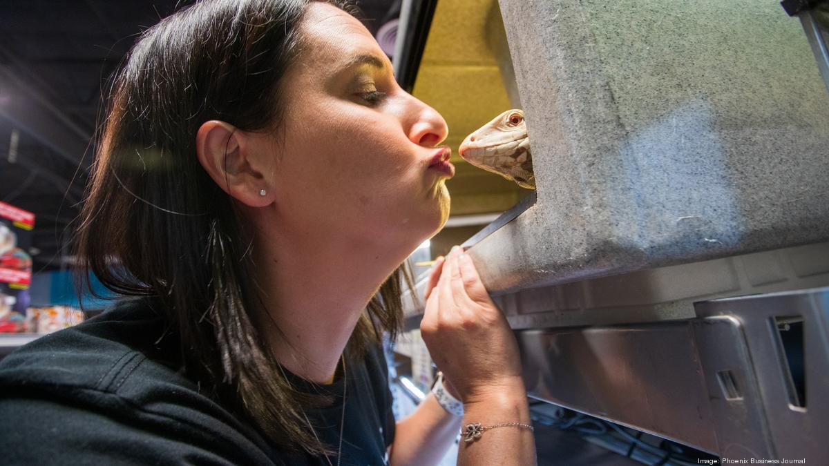 Phoenix Business Journal wins 2021 Arizona Newspapers Association ...