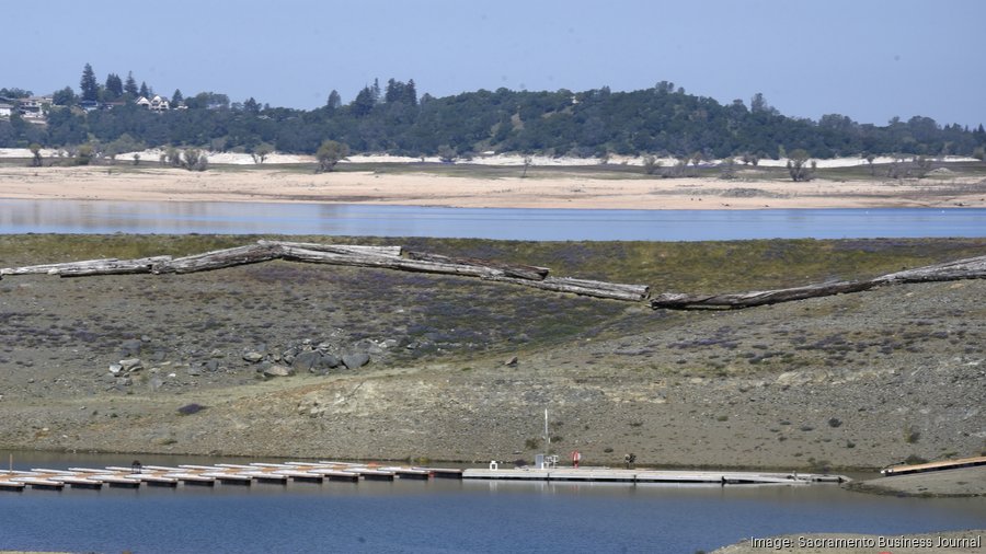 Photos show Folsom Lake during drought - Sacramento Business Journal