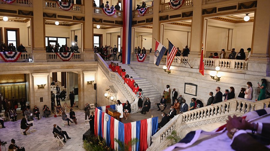 Tishaura Jones sworn in as first Black female mayor of St. Louis - St ...