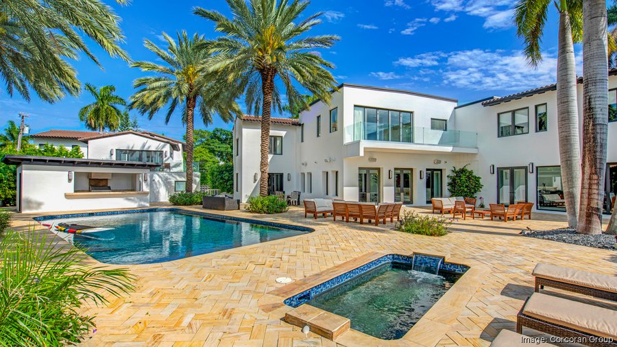 Former Club Space owner Louis Puig sells Miami Beach home (Photos ...