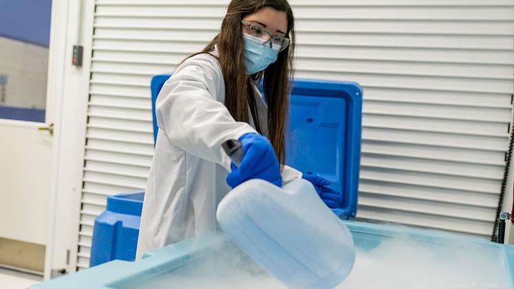 At vaccine ground zero in Chesterfield, Pfizer hunts for more workers ...