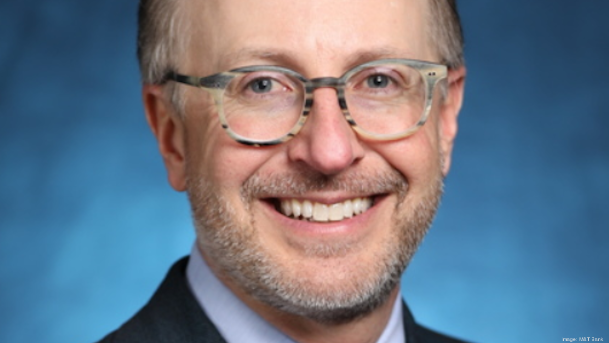 Don MacLeod retiring as M&T Bank's investor relations chief - Buffalo ...