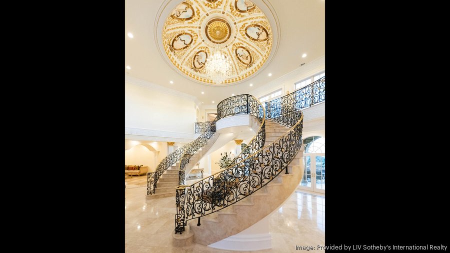 'Bellagio of Golden' designed by adult nightclub owner Troy Lowrie ...