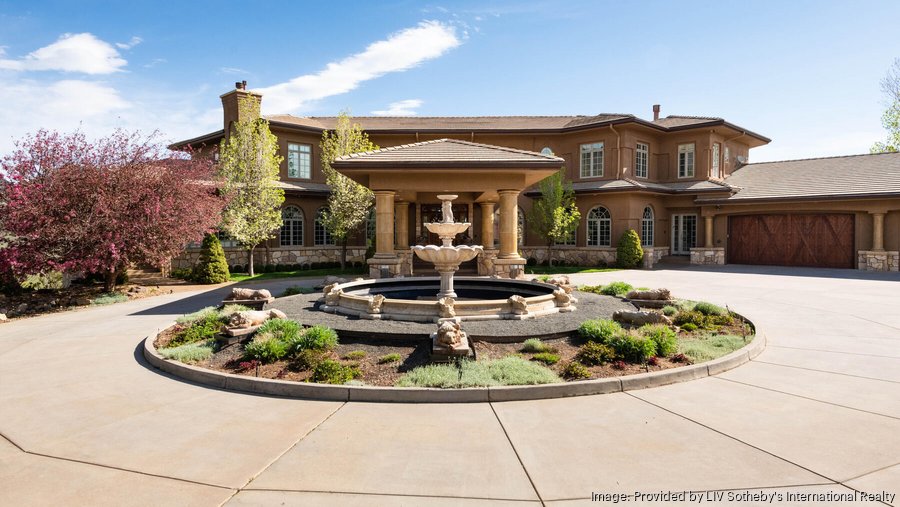 'Bellagio of Golden' designed by adult nightclub owner Troy Lowrie ...