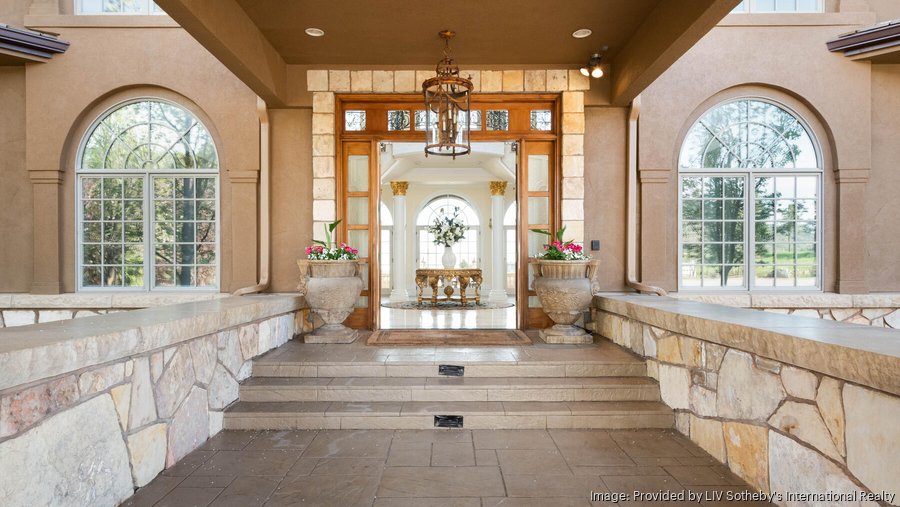 'Bellagio of Golden' designed by adult nightclub owner Troy Lowrie ...
