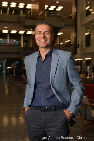 Mercedes-Benz USA's Dimitris Psillakis applies global biz strategies to his new position ...