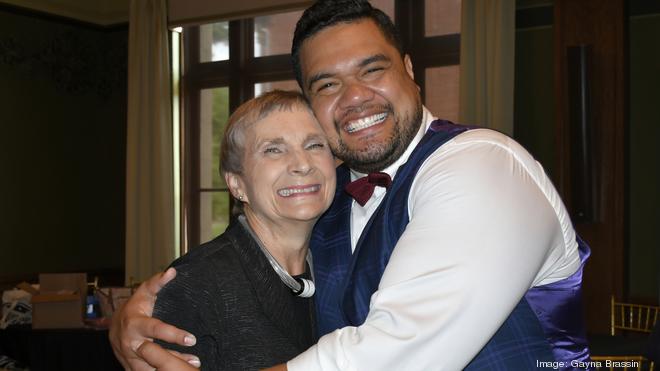 Samoan tenor Pene Pati radiates joy, sings of cicadas in Cincinnati ...