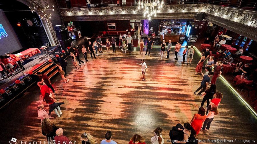 Hallie Kuperman puts one foot in front of the other in business and on ...