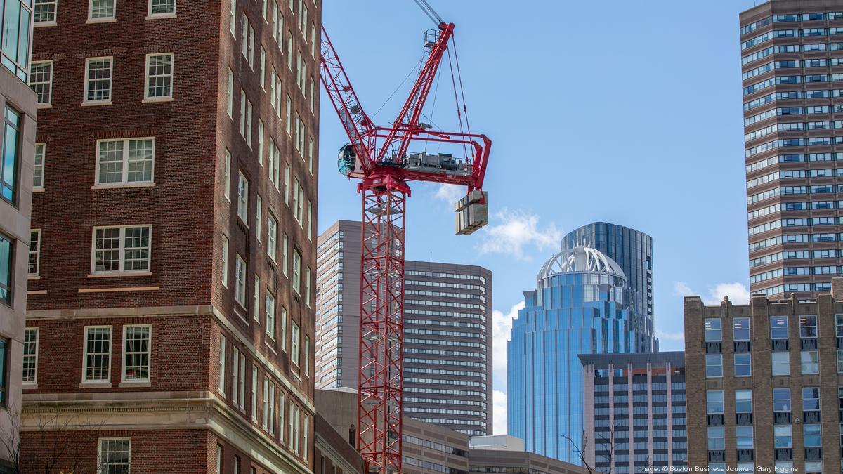 Hotel construction dips in 2021 as industry continues Covid-19 recovery ...