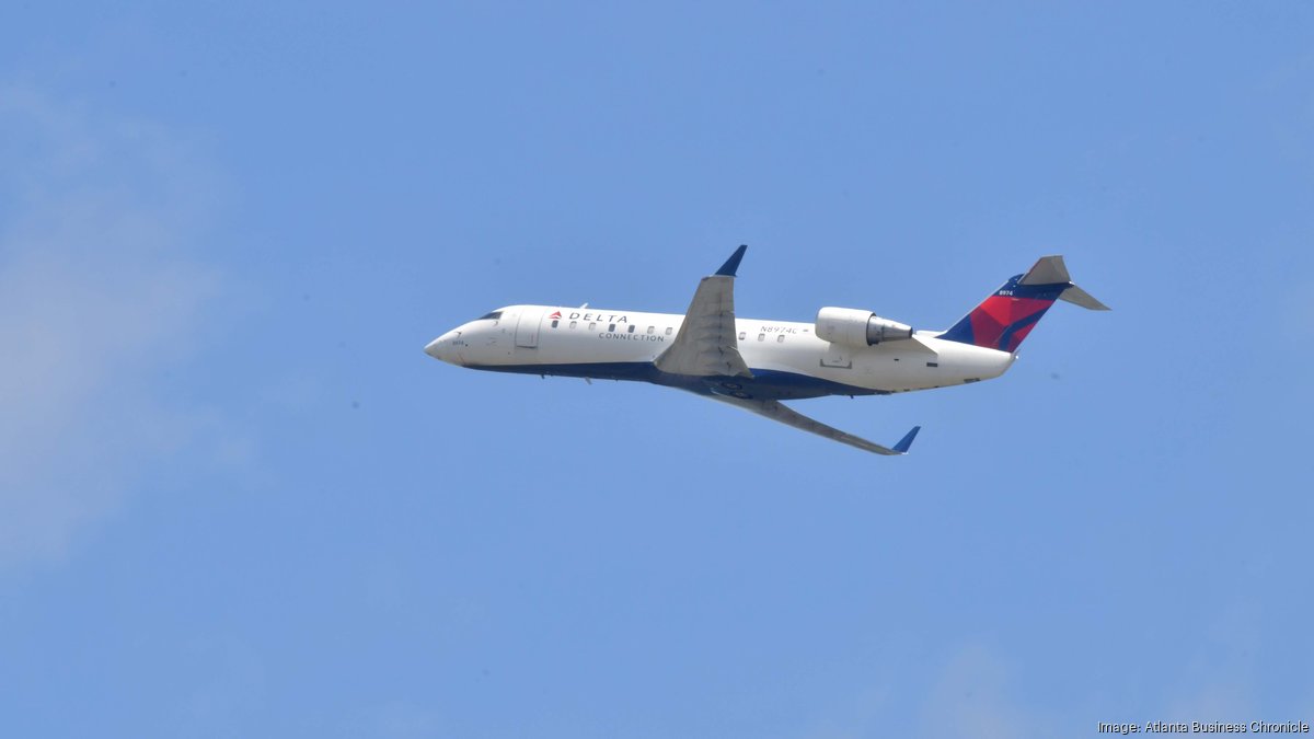Delta reverses decision to end operations at New York airport - Atlanta ...