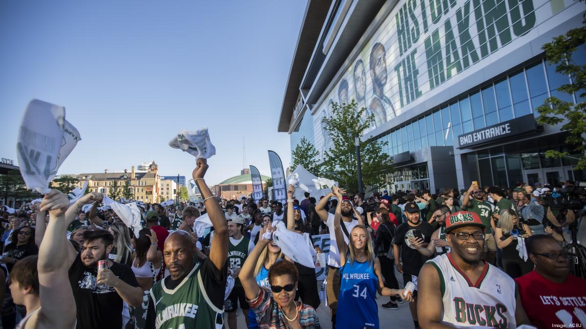 Bucks' Marc Lasry: Deer District crowds 'beyond prediction,' could fuel ...