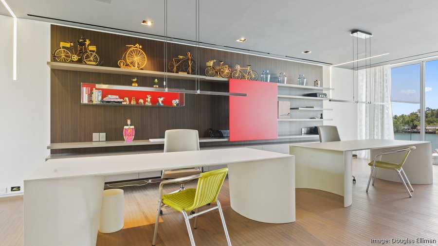 TelevisaUnivision CEO Wade C. Davis sells Miami Beach home - South ...