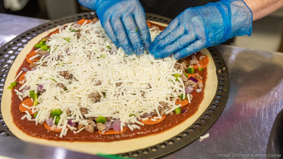 LaRosa's pizzeria in East Louisville closes permanently - Louisville ...