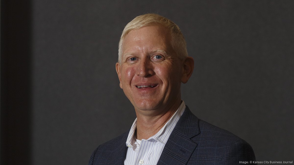 CBIZ reorganization puts KC office leader Carlstedt in regional role ...